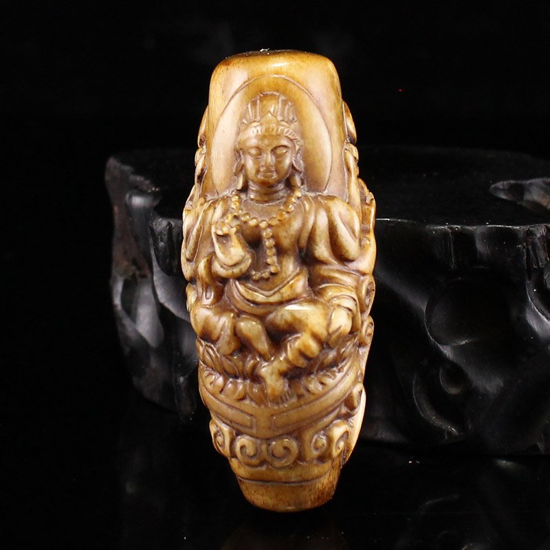 Vintage Bone Carved Buddha Pendant