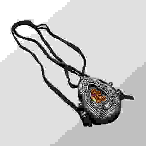 Tibetan Buddhism Pure Silver Inlay Bronze Buddha Gawu Box Pendant Auction