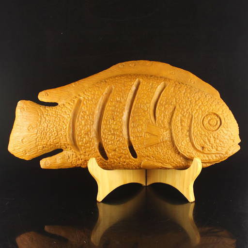 Hand Carved Chinese Shoushan Stone Statue Fish