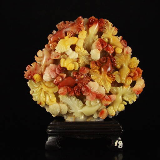 Chinese Shoushan Stone Goldfish Statue