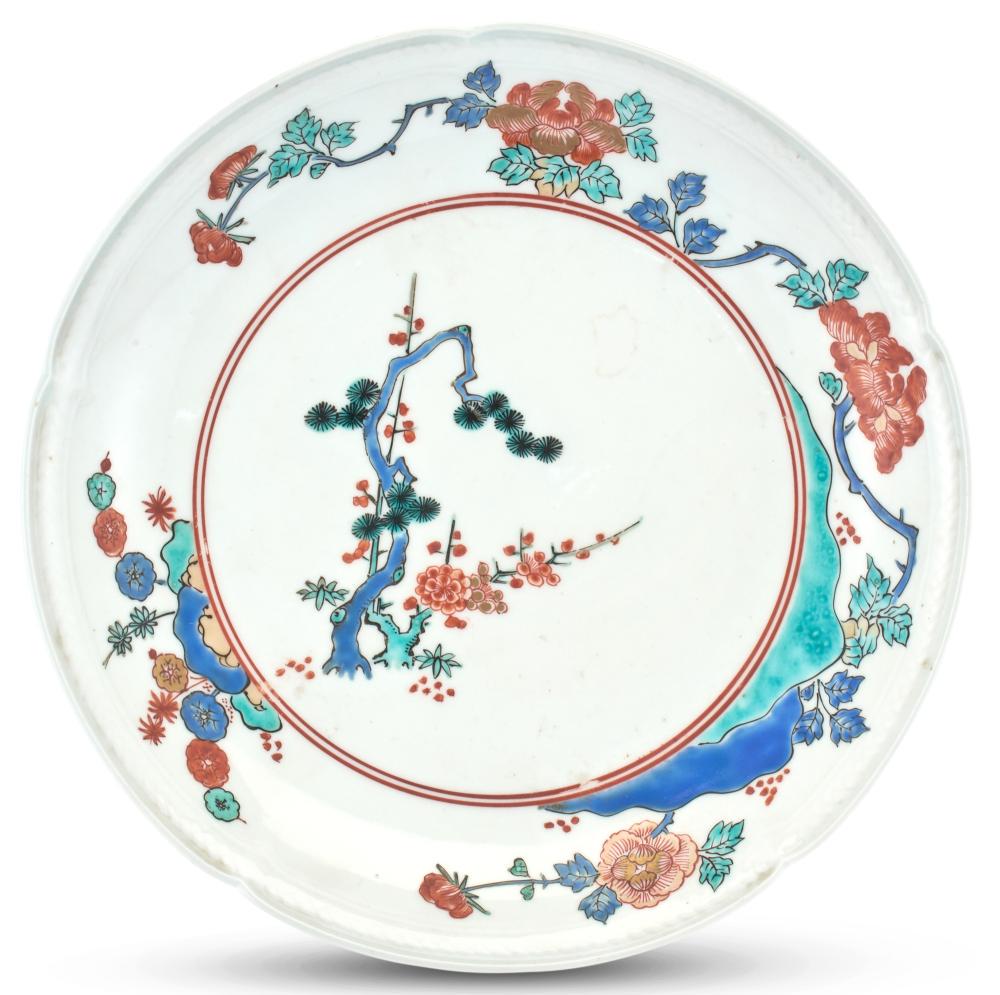 A Japanese Kakiemon Porcelain Plate