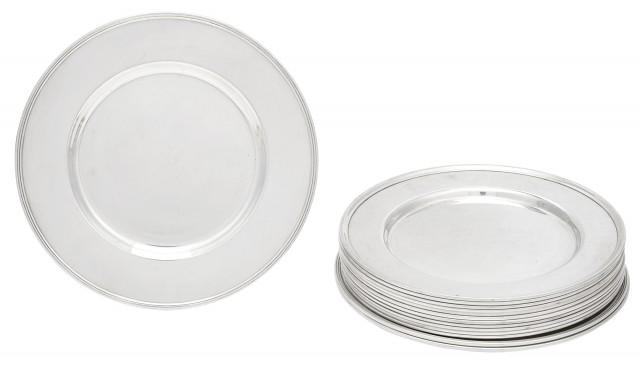 Assembled Set Of Fourteen American Sterling Silver Bread Plates