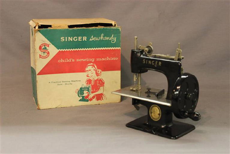 Vintage Child's Singer Sew Handy Sewing Machine