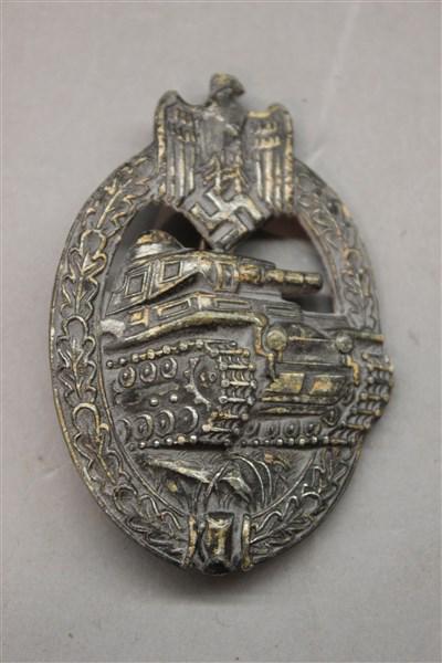WWII German Tank Assault Badge - Apr 20, 2020 | Flannery's Estate ...