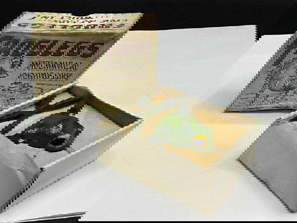 Frog Legs Mechanical Fishing Lure- Natural Green Trebble Sinker Auction