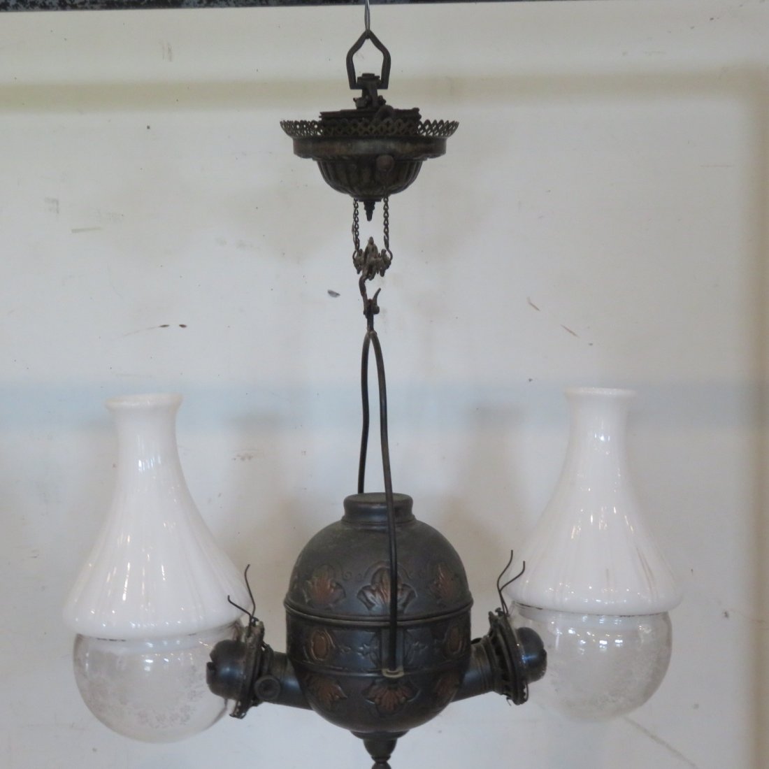 Hanging Double Angle Lamp