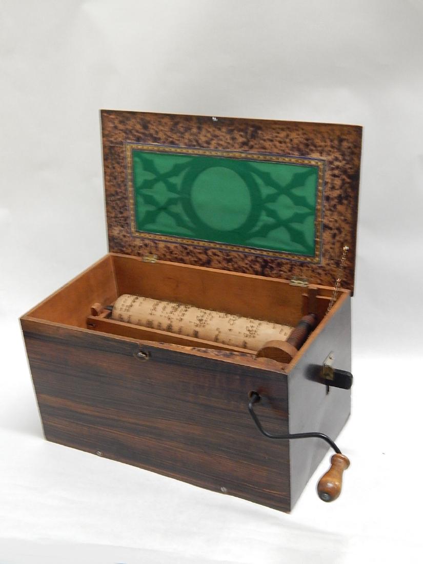 Antique Hand Crank Cob Roller Organ