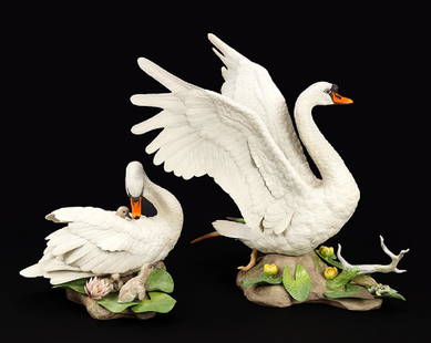 Pair Of Boehm Porcelain "mute Swans" 400 14