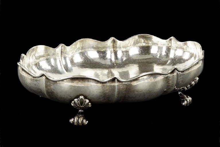 An Italian .800 Silver Bowl.