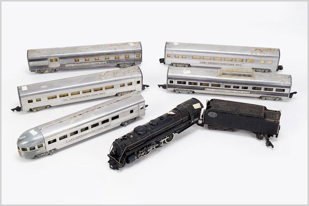 American Flyer Steam Engine And Passenger Cars.