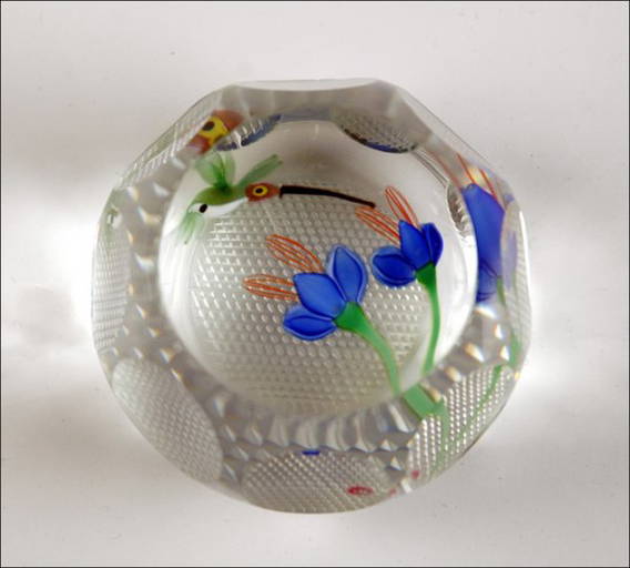 Perthshire Hummingbird Paperweight With A Cut B