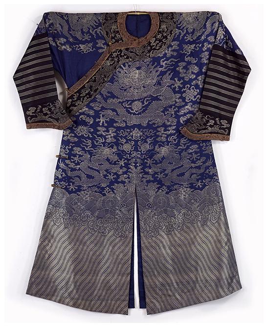 FRENCH METALLIC BROCADE ROBE and PETTICOAT, 1780 - - Apr 28, 2018 ...