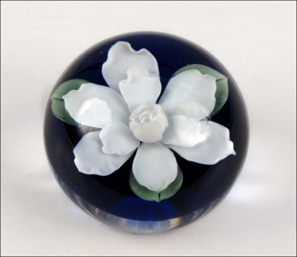 Daniel Salazar For Lundberg Studios Paperweight