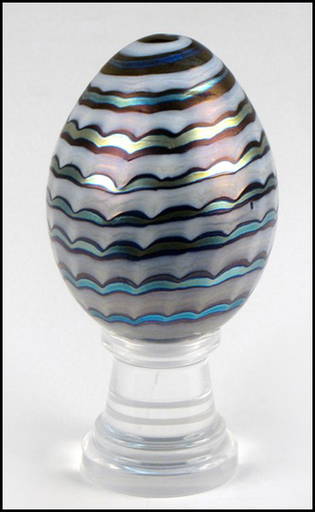 Vandermark Iridescent Glass Egg.