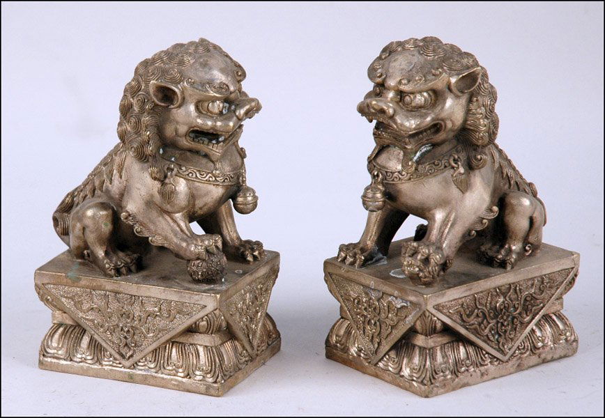 PAIR OF CHINESE METAL FOO DOGS. - Sep 20, 2013 | Susanin's Auctions in IL