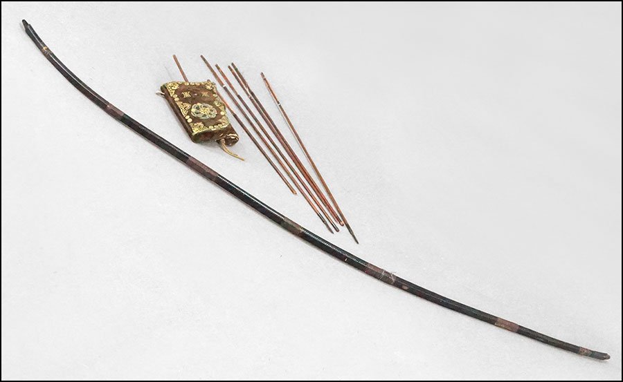 A JAPANESE SAMURAI BOW.