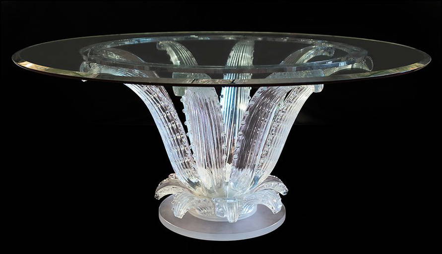 A Lalique 'cactus' Round Table.