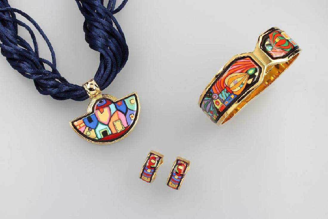 Lot Michaela Frey jewelry - Apr 27, 2018 | Henry's Auktionshaus AG in ...