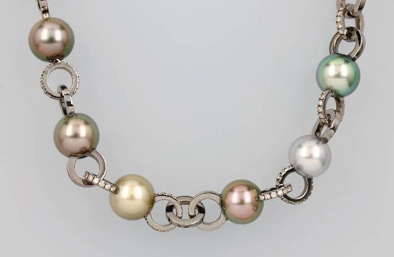 18 Kt Gellner Gold Necklace With Pearls And Brilliants