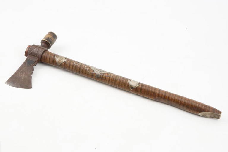 Native American Tomahawk Peace Pipe Replica