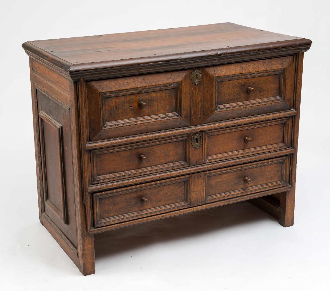 PILGRIM CENTURY OAK CHEST FRAGMENT