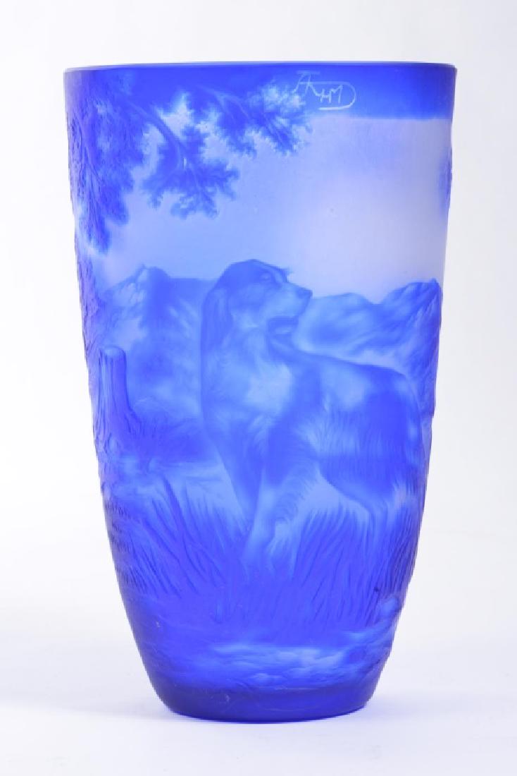 SETTER HUNTING IN LANDSCAPE CUT GLASS VASE - May 11, 2019 | John ...