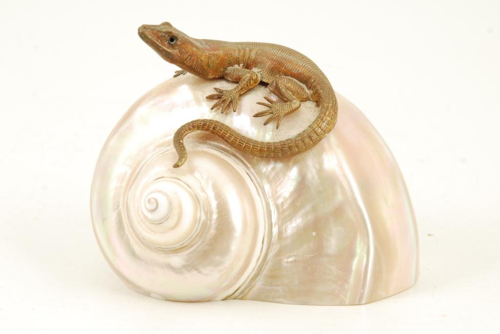 CAST BRONZE SALAMANDER ON POLISHED ABOLONE SHELL