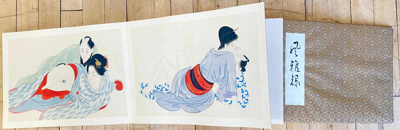 14 Japanese Shunga Album Paintings On Silk Auction