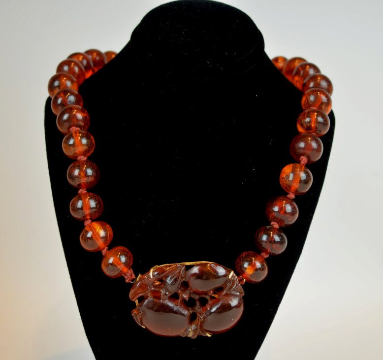 Chinese Amber Beads & Carved Amber Pendant