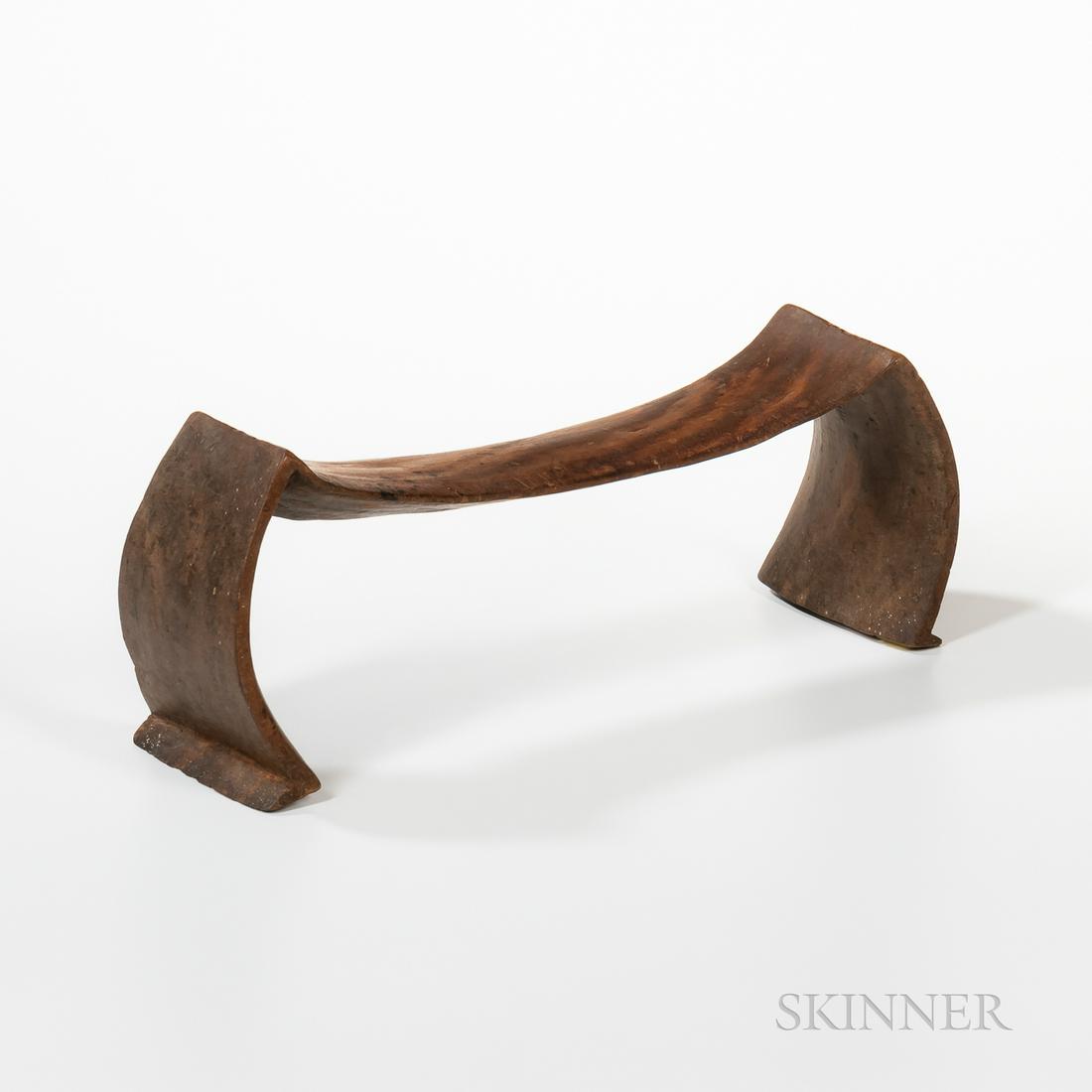 Tongan Neck Rest, Kali