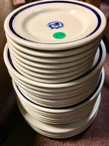The Hill School, Pottstown, Pa. Dinnerware
