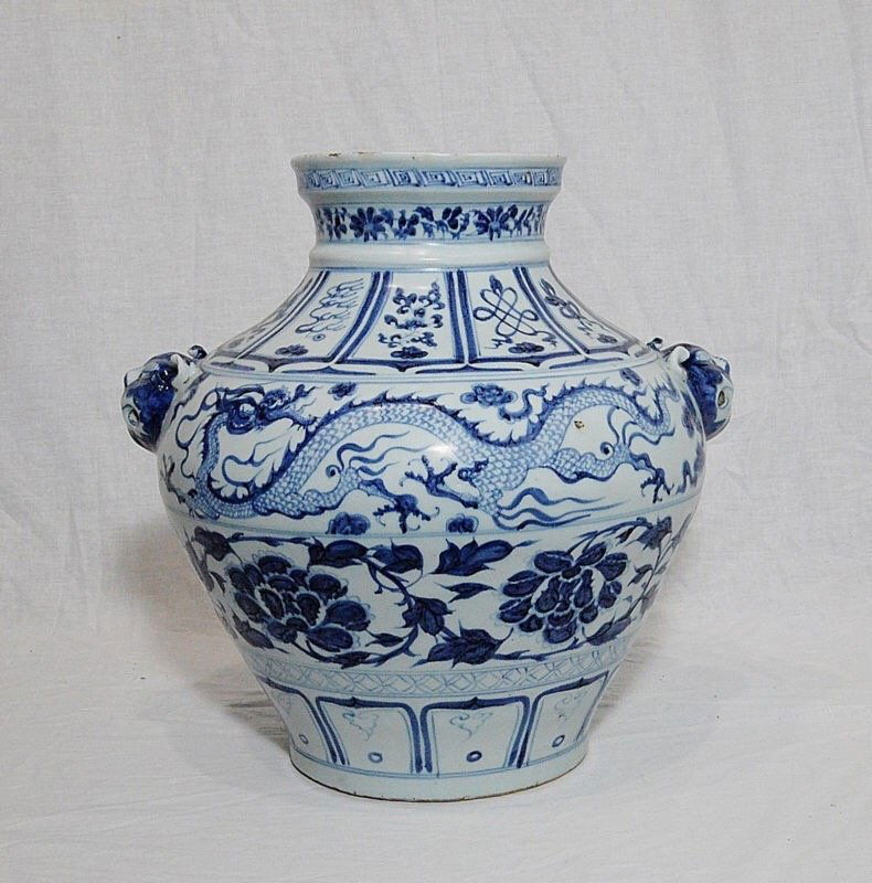 A Blue And White Porcelain Pot