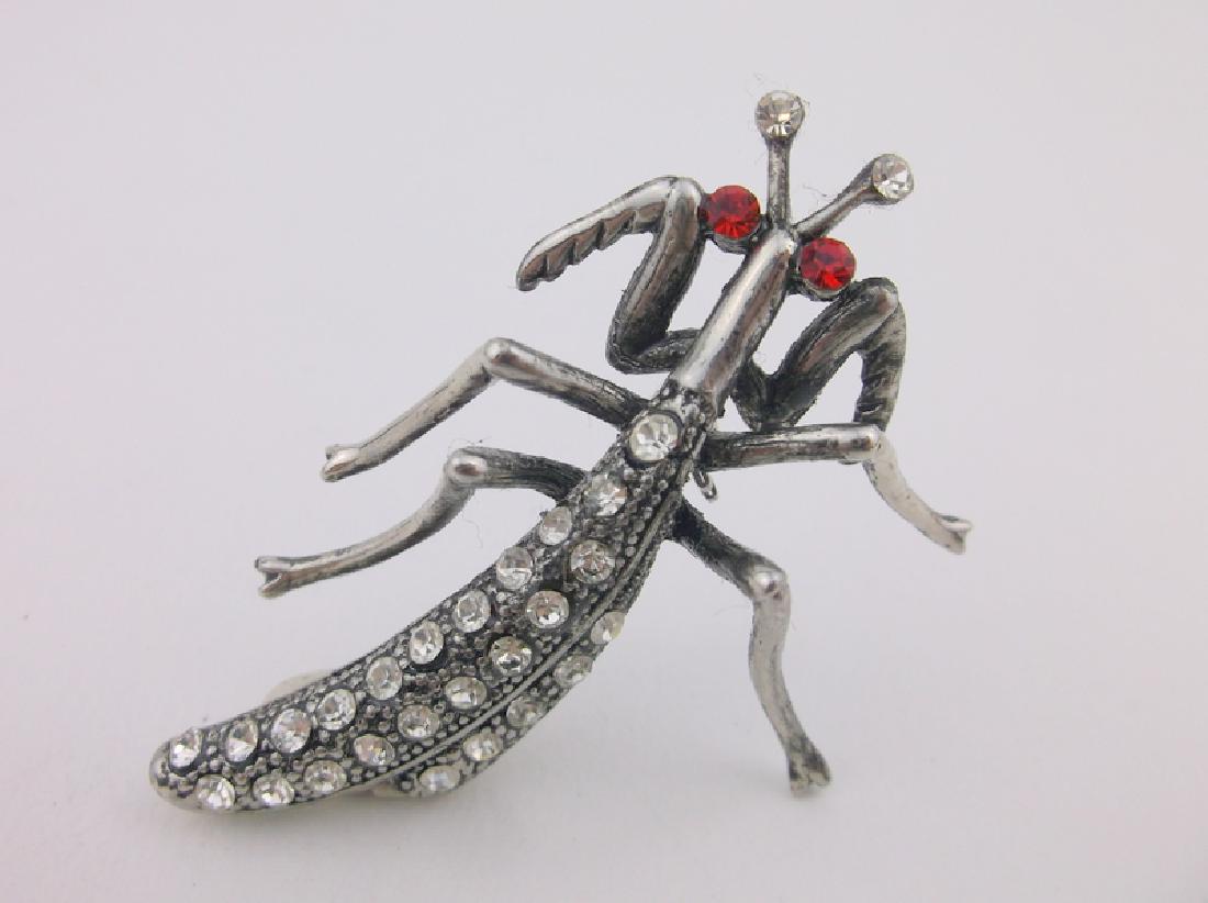 Stunning Rhinestone Praying Mantis Brooch Insect