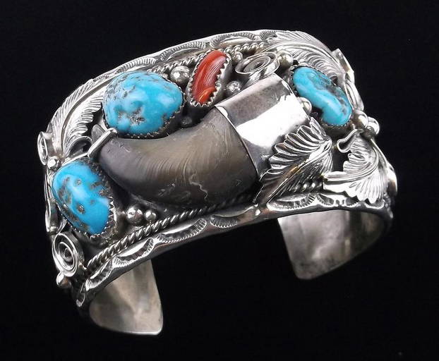 Sabertooth Auctions - STERLING SILVER - GOLD & VINTAGE JEWELRY