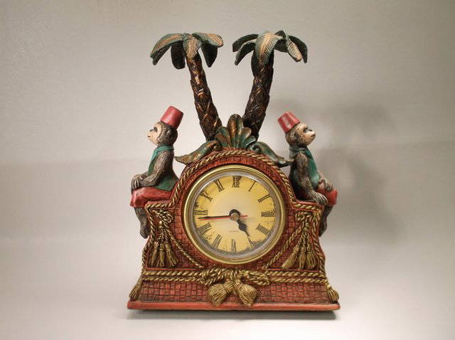 Nice Working Fez Monkey Clock
