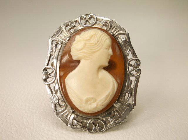 Gorgeous Antique Sterling Silver Cameo Brooch