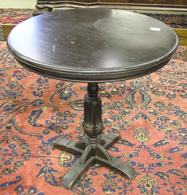 Mahogany center table Davis Birely - May 06, 2007 | Clars Auction ...