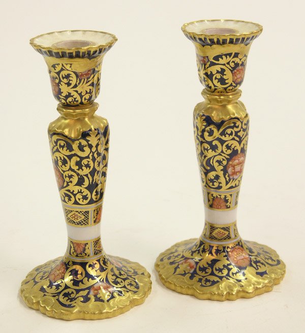 2073: Copeland Spode porcelain candlesticks