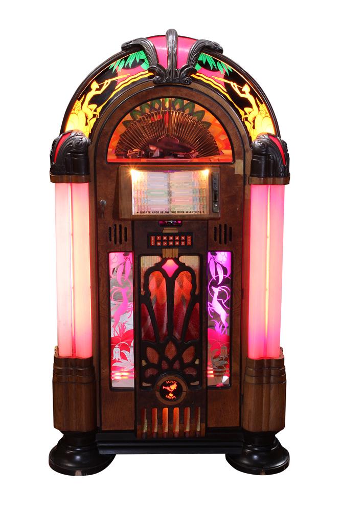 Golden Age style jukebox - Oct 13, 2019 | Clars Auction Gallery in CA