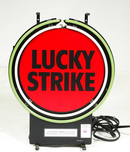 Lucky Strike Neon Sign