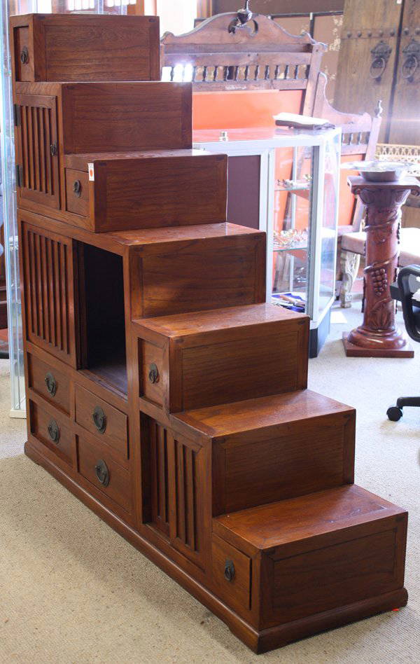 Japanese Wood Kaidan-dansu (Step Tansu) - Mar 14, 2010 | Clars Auction ...