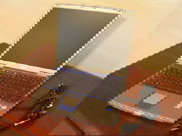 Dell Inspiron 600m Laptop