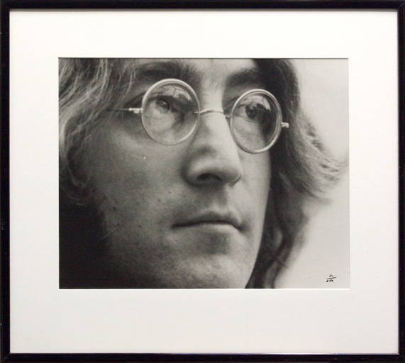 Photo, Dezo Hoffman, John Lennon 1969