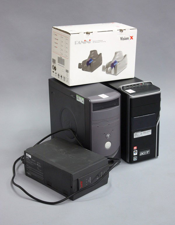 7006: Desktop towers and Panini Vision X check scanner