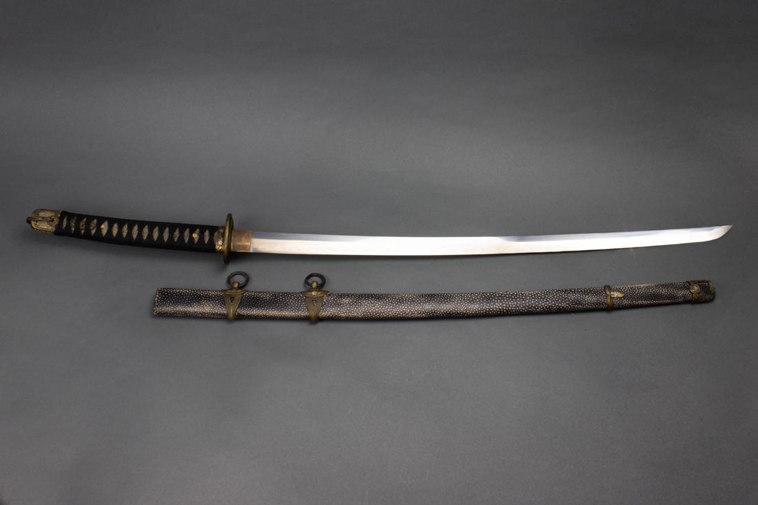 Japanese gunto katana military sword - Nov 20, 2022 | Clars Auction ...