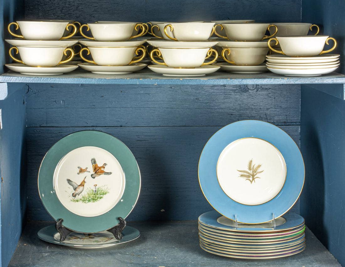 A Set Of Eleven Lenox Porcelain Plates In Westfield Blue Pattern W-335 ...