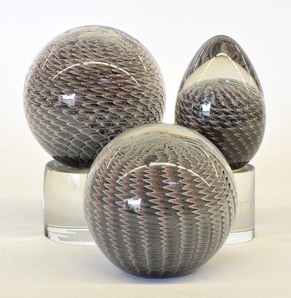 Swedish art glass paperweights - Dec 08, 2012 | Clars Auction Gallery in CA