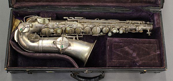 Lyon & Healy saxophone, early 20th century. - Mar 16, 2013 | Clars ...