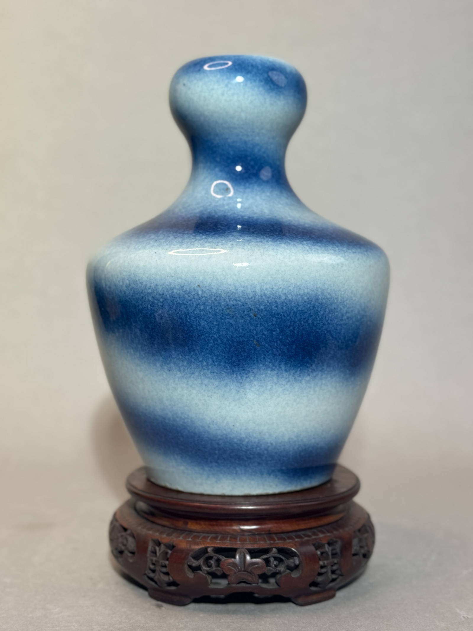 Chinese Unusual Porcelain Vase With Powder Blue Spiral Splash Glaze Auction
