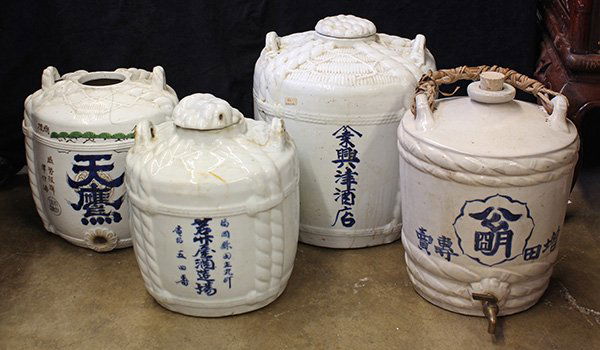 Japanese Ceramic Sake Containers, Showa